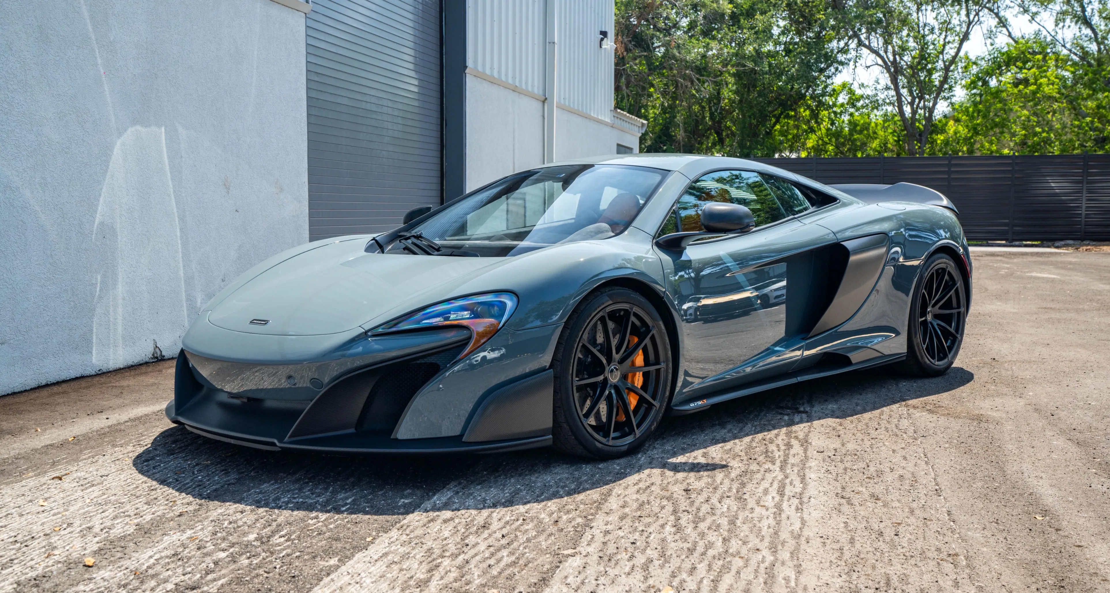2016 McLaren 675LT VIN SBM11RAA7GW675128 | Hagerty Valuation Tools